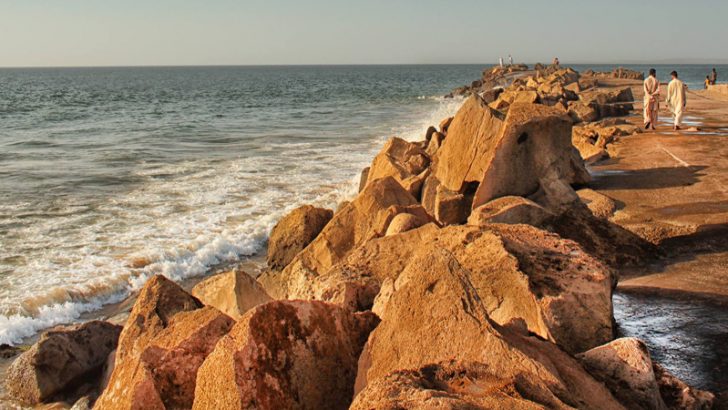 The Top Beaches in Pakistan - A Picture Story - Traveller Trek