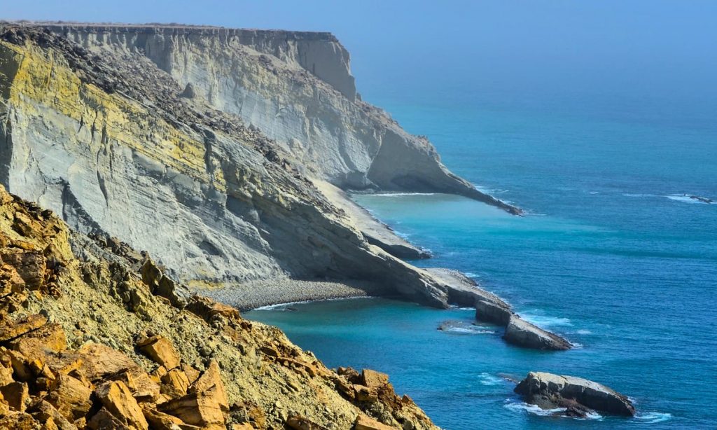 The Top Beaches in Pakistan - A Picture Story - Traveller Trek